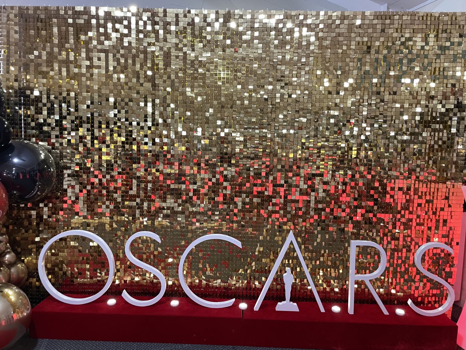 Night at the Oscars / Academy Awards Theme Decor – PartyCrate