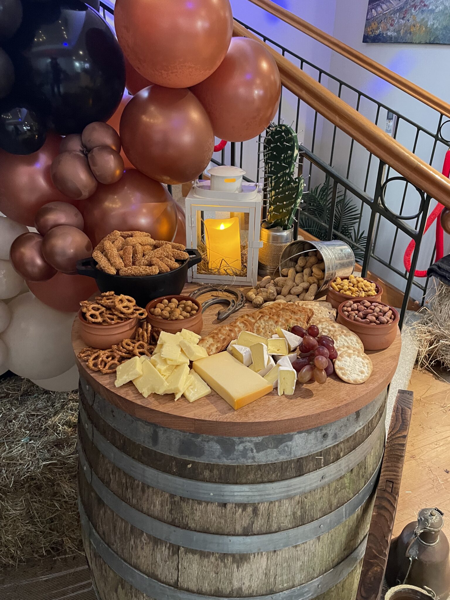 Barn Party / Country Western Theme Events – PartyCrate