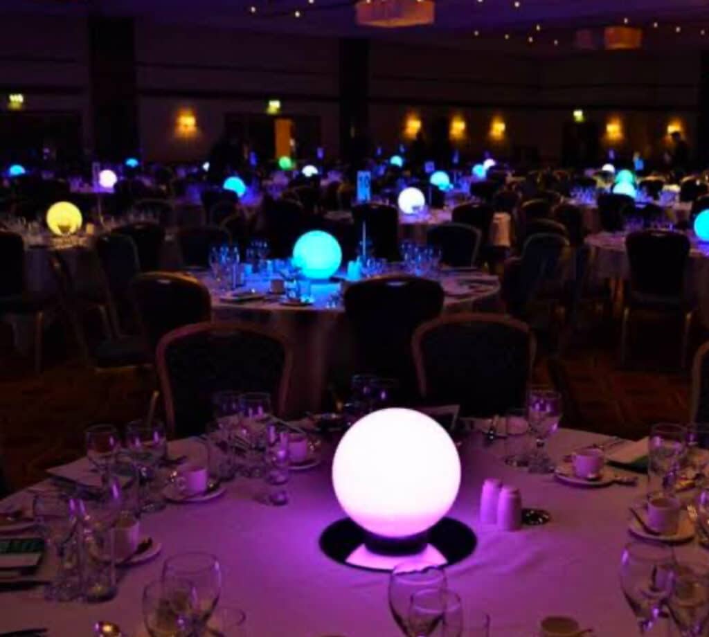 Table Centerpieces – PartyCrate